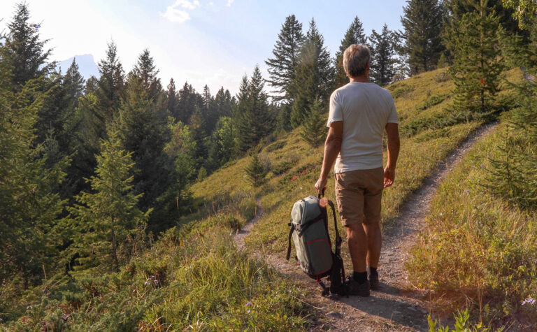 Claim Sharks: What They Are and How to Avoid Them - Veterans Guardian